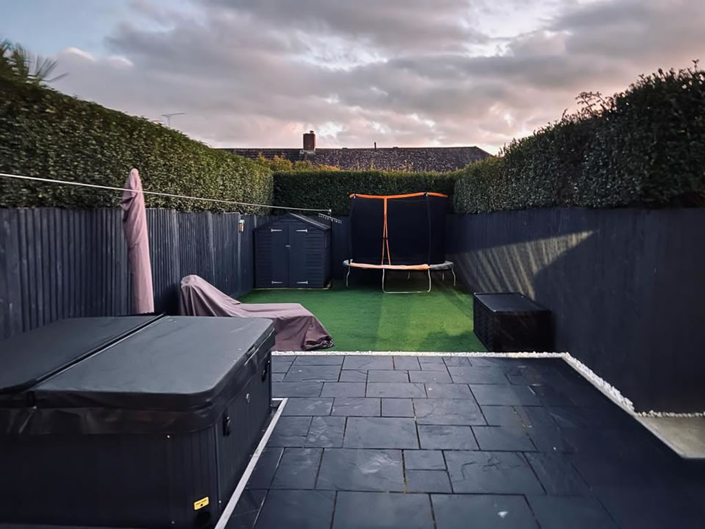 About Us - Galaxy Gardens Worthing